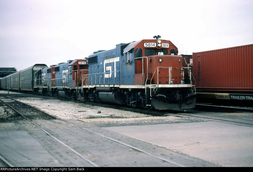 GTW 5814 and 5818 on #392